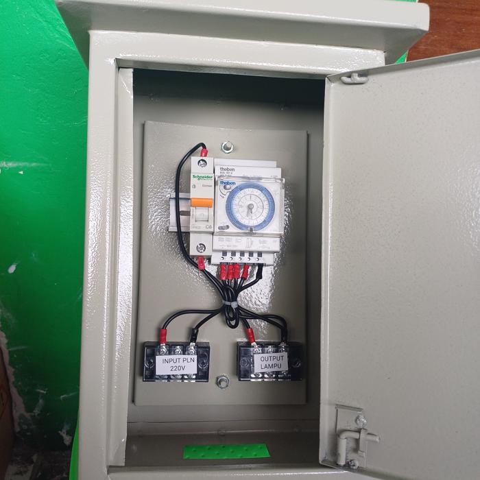 Jual Panel Lampu PJU Otomatis Panel Timer Theben Otomatis - Jakarta ...