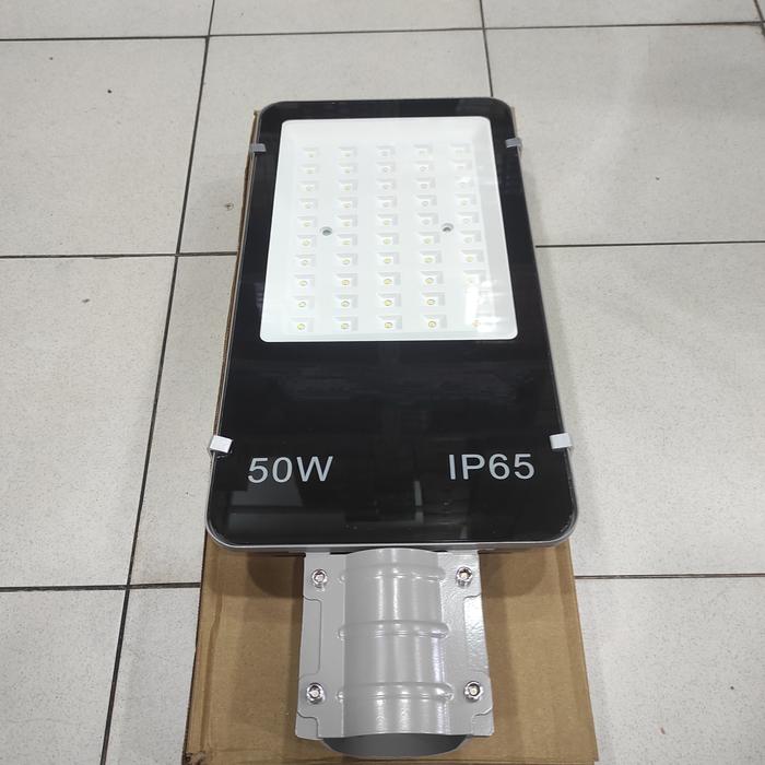 Jual PJU Lampu Jalan Led 20W 20 Watt Listrik 220V - 50W BODI KACA ...