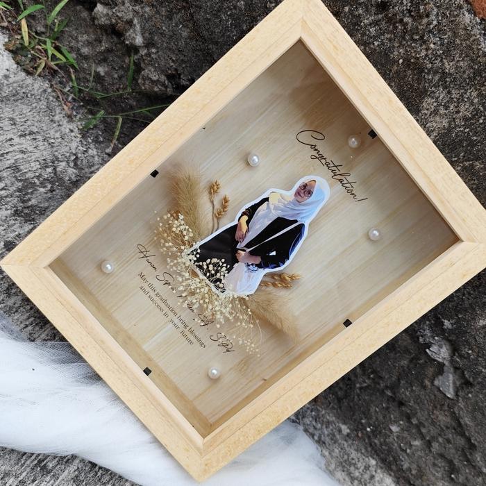Jual bingkai kayu hadiah wisuda & anniversary - Kota Surakarta ...