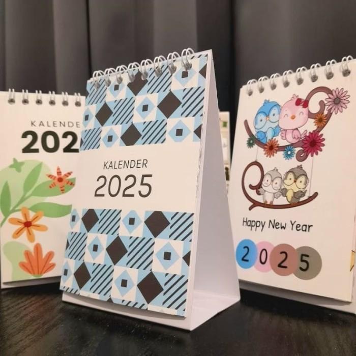 Jual [BEBAS CUSTOM] Kalender 2025 Aesthetic - Kalender Meja Mini ...