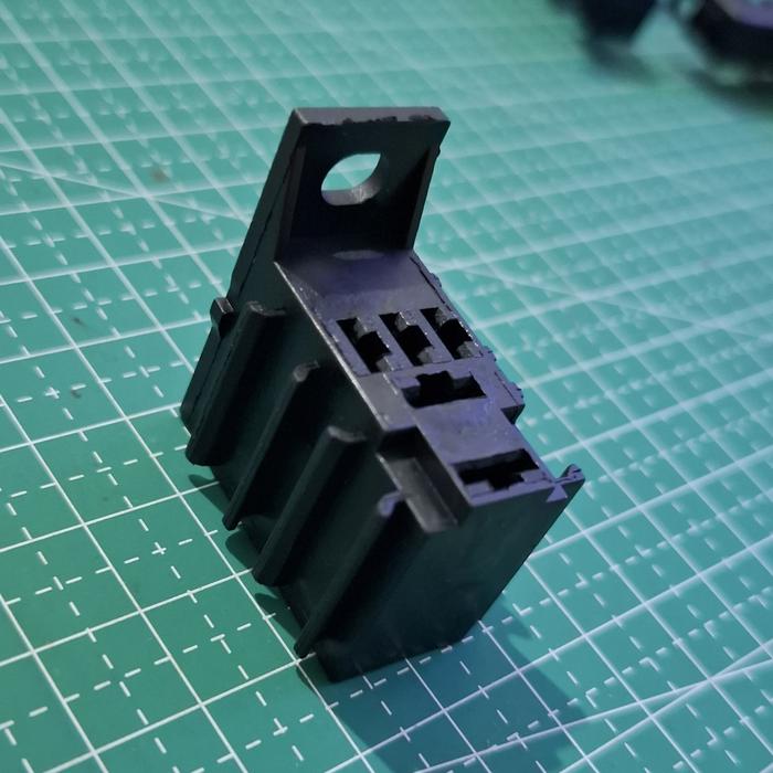 Promo Soket relay mini socket relay bangku kaki khusus Relay denso ...