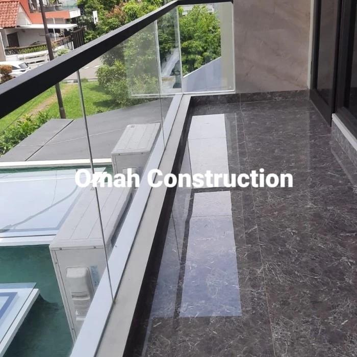 Jual Railing Balkon Besi Kaca Tempered 10 mm Tanam List U Minimalis ...