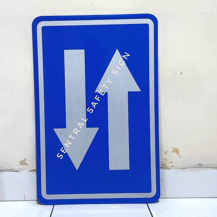 Jual Rambu Dua Arah - Jakarta Barat - SENTRAL SAFETY SIGN | Tokopedia