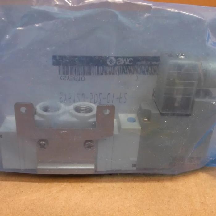 Jual Solenoid Valve SMC SY5120-5DZD-01-F2 with Bracket - Jakarta Barat - Best Pneumatics | Tokopedia