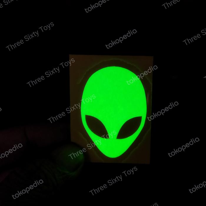 Jual Cutting sticker glow in the dark alienware alien logo - Jakarta ...