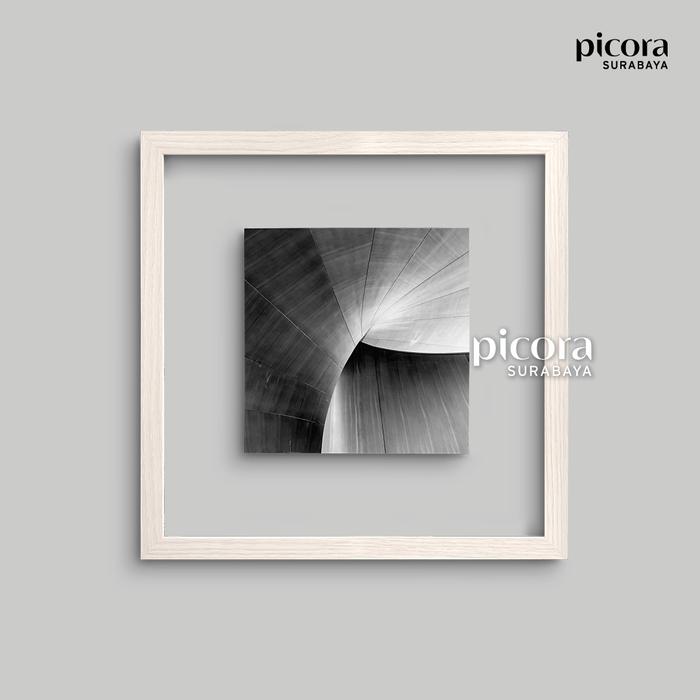 Promo PICORA ARTE Floating Frame Square 36x36cm Pigura Bingkai Foto ...