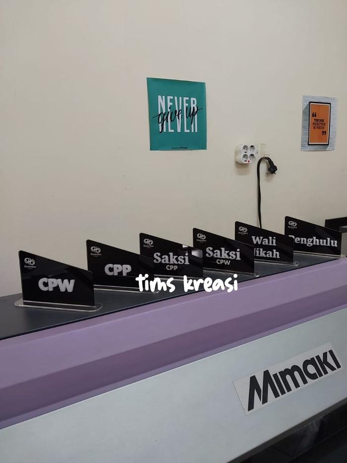 Jual Sign Table Timbul | Papan Nama Meja Akad | Papan Nama Meja ...