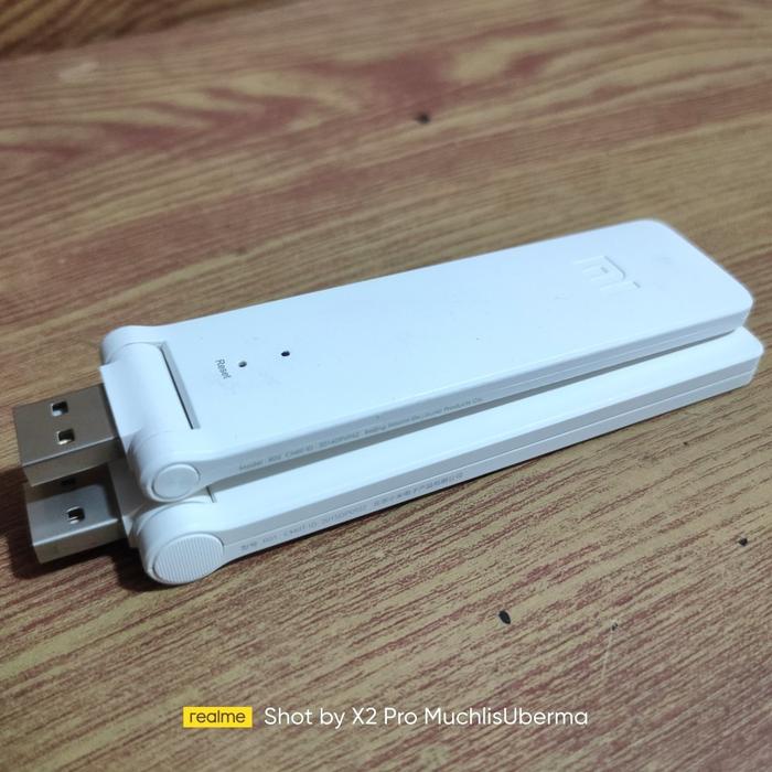 Jual Xiaomi Mi Wifi+ Repeater 2 USB Amplify Range Extender 300Mbps R01 ...