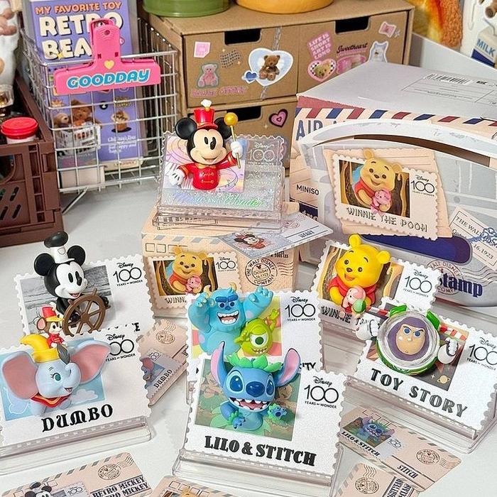 Jual Blink Box Disney - MINISO Disney Celebration Collection Retro ...
