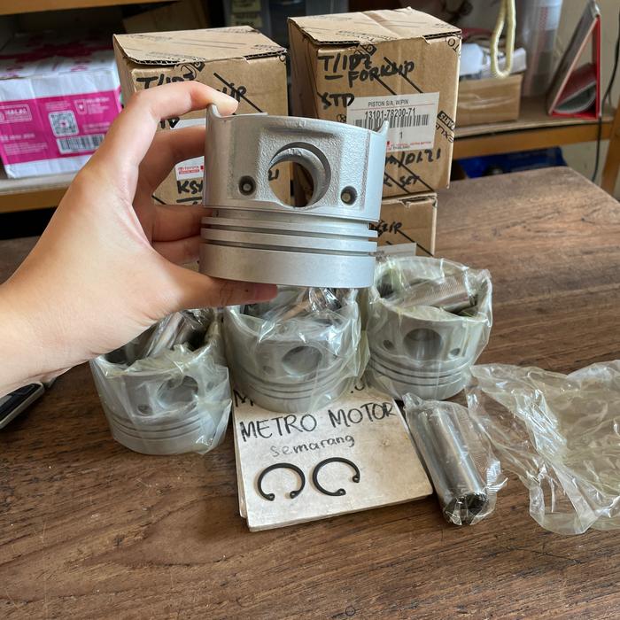 Jual Piston set Toyota Forklift 1DZ seher seker forklip toyota engine - Kota Semarang ...