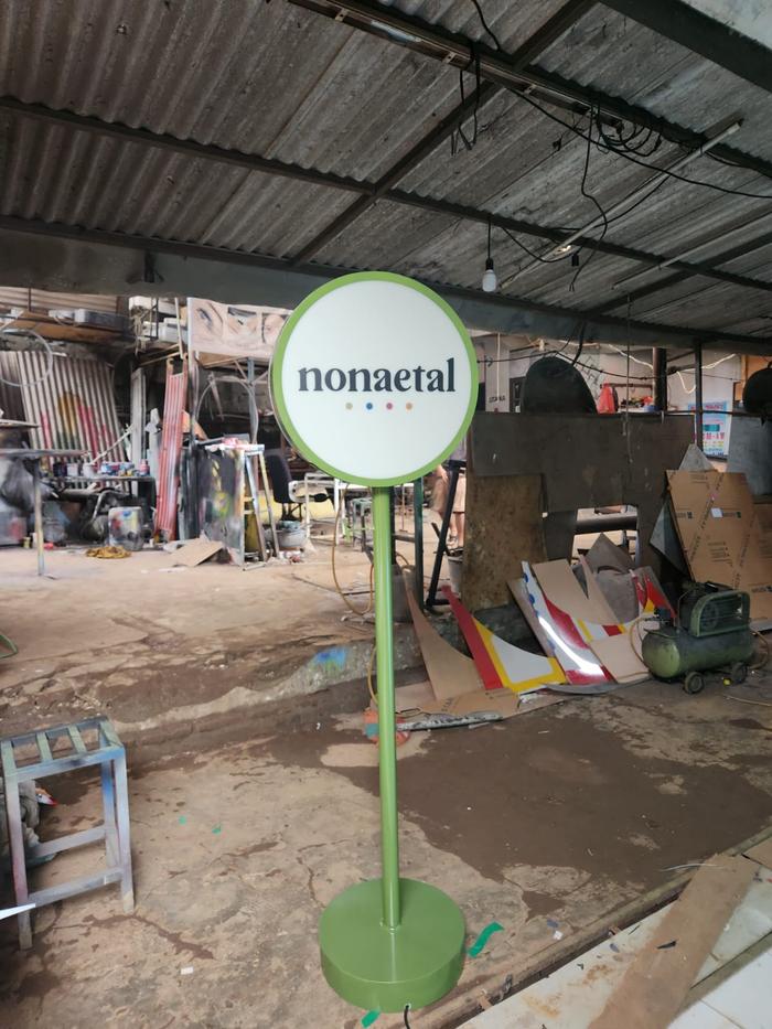 Jual Standing Neon box Portable bulat Diameter 50cm - Jakarta Barat ...