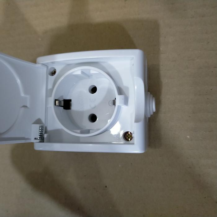 Jual Stop kontak Tutup mirip Broco Stopkontak OB Outbow Tempel colokan ...