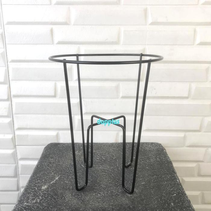 Jual Standing Pot Besi Kaki 4 Tatakan Pot Dekorasi Ruangan - Jakarta ...