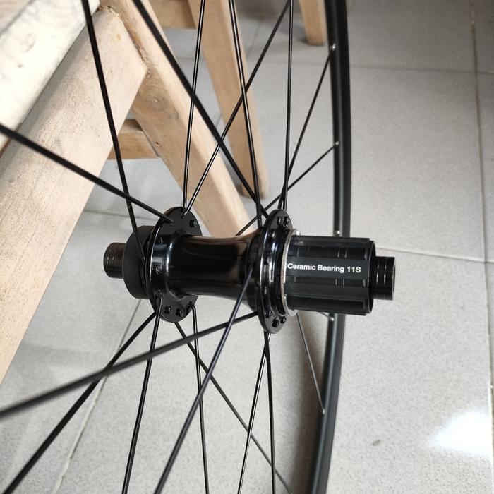 Jual wheelset CNC 700c ceramic rimbrake or center lock profil 40 or 35 ...