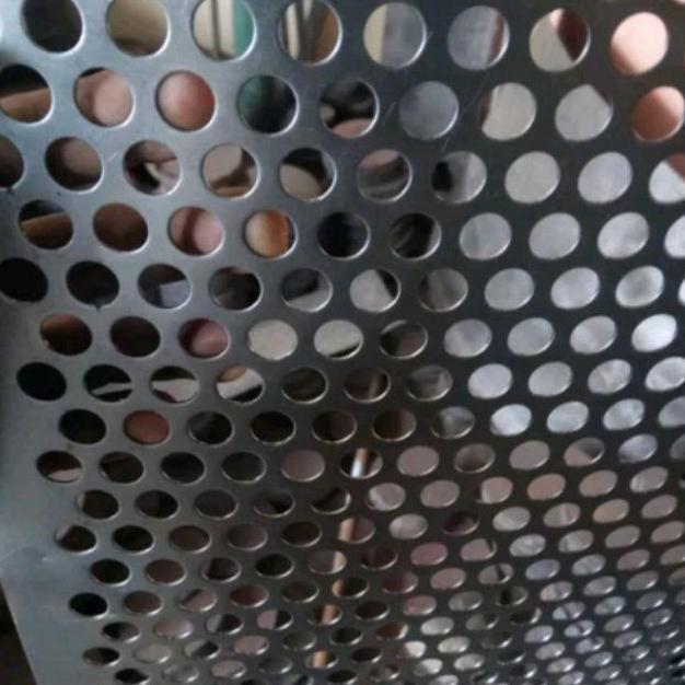 Jual Plat Lubang Besi Bolong Perforated 2mm, 3mm, 4mm, 5mm, 6mm, 8mm ...