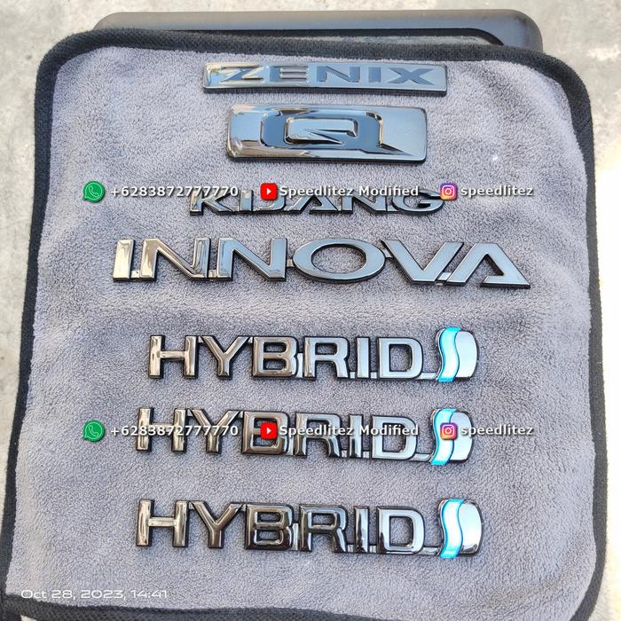 Jual Logo Emblem Black Chrome Tulisan Toyota Zenix + Innova + Q ...