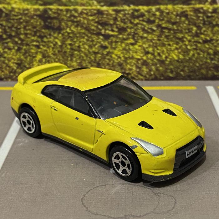 Jual realtoy nissan gtr yellow rare diecast - Jakarta Pusat - PiXELFiGURE | Tokopedia
