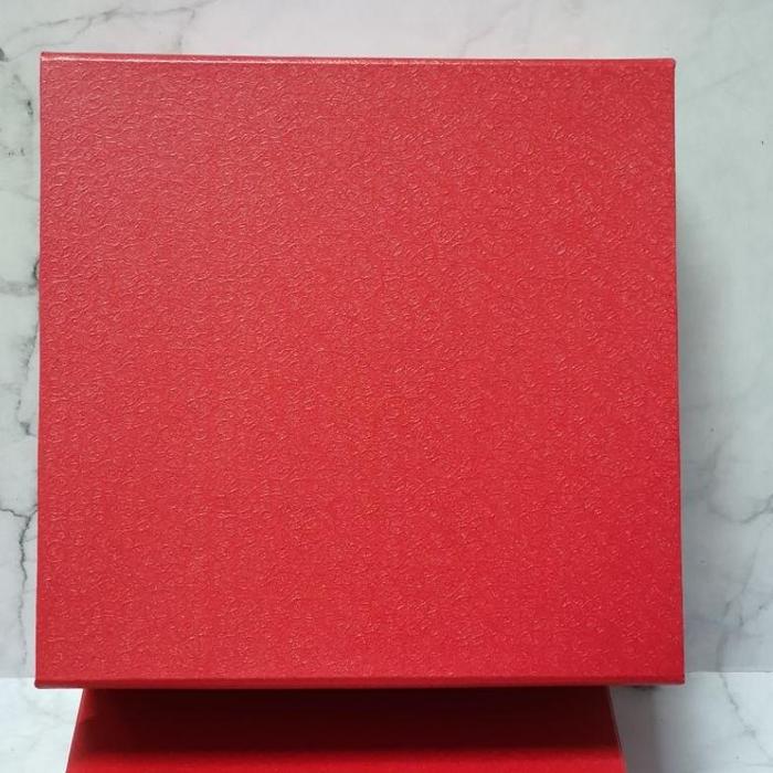 Jual Box polos 30x30x8 cm / kotak kue hard box tebal kaku - merah full ...