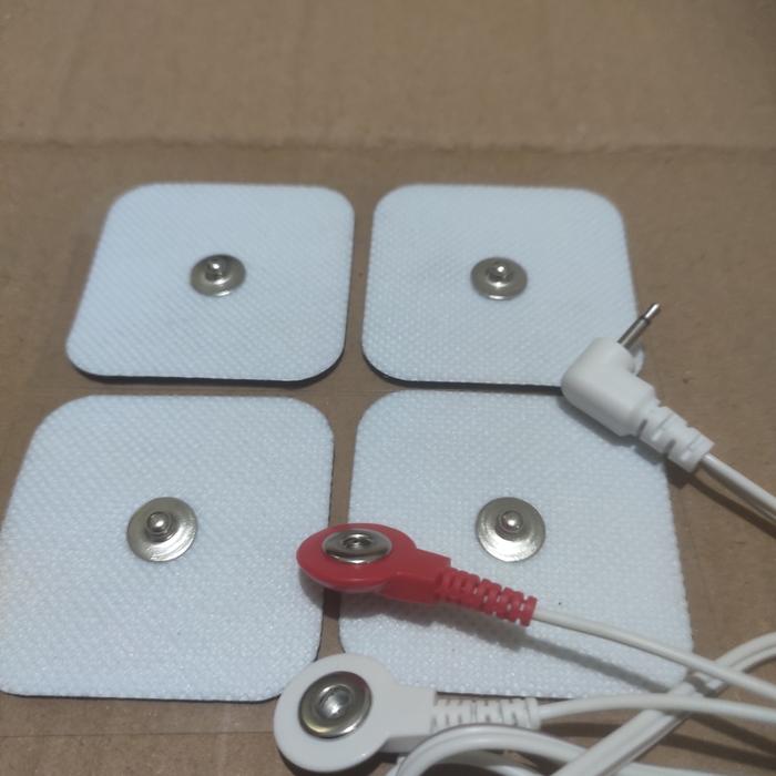 Jual 4 Buah Elektroda Pad Tens Dan 1 Kabel 2 arah Fisioterapi Plug Gel ...