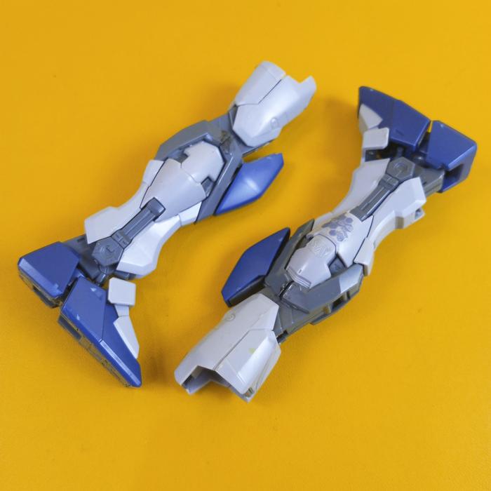 Jual MG 1/100 ASSAULT SHROUD LEG LEGS FOOT DABAN GUNDAM - Kota Makassar ...
