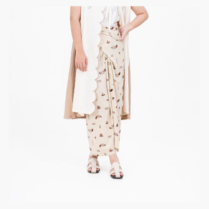 Jual Dama Kara Kala Skirt (Rok Lilit Batik) - Ivory - Jakarta Timur ...