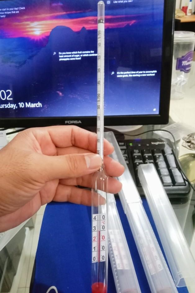 Jual Hydrometer with Thermometer 0.800-0.900 Test Density BBM Diesel ...