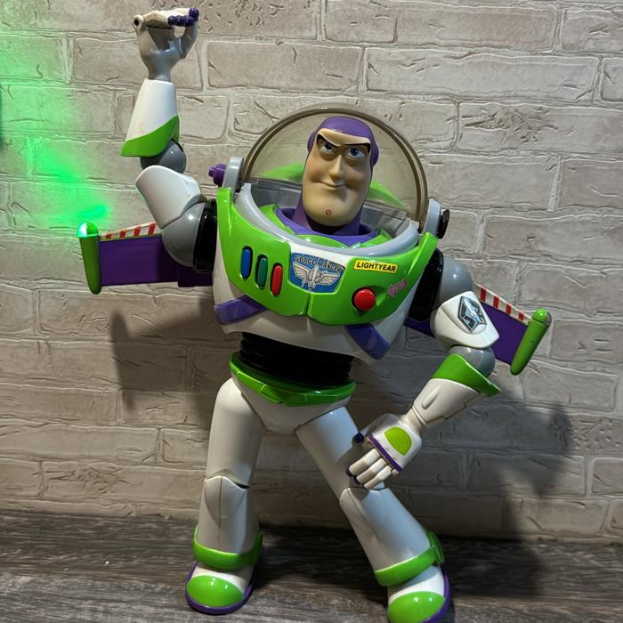 Jual Buzz Lightyear Spanish Toy Story Talking figure Disney Store ...