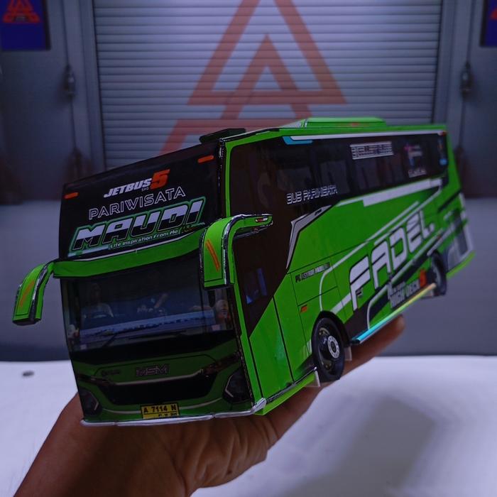 Jual Miniatur Bus Papercraft Maudi Msm Asyrof Jb5 Hadiah Dan Pajangan ...