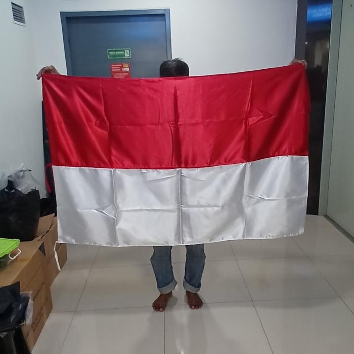 Jual bendera merah putih 80 x 120 satin - Jakarta Pusat - Athaya ...