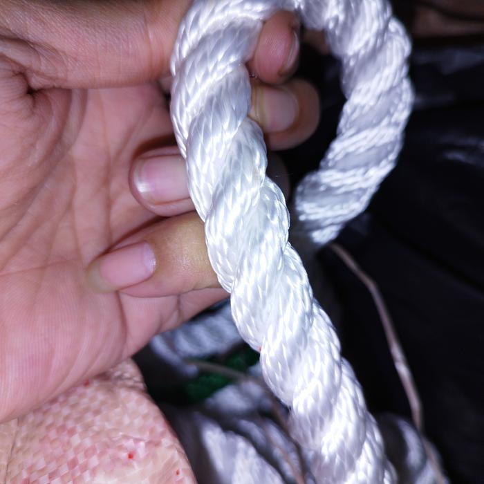 Jual Tali Tambang 16mm 100 Meter Nylon Besar Nilon Putih - Jakarta ...