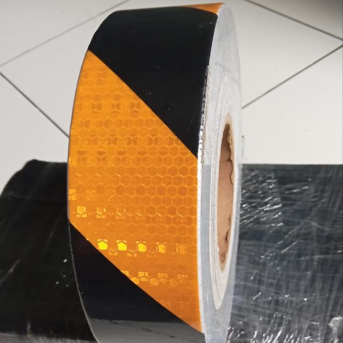 Jual Scotlite Reflektor Police line/Sticker Marker Safety kuning hitam ...