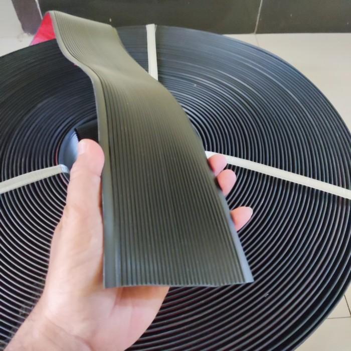 Jual Lis tangga pengaman karet lurus lebar 10 cm dengan perekat - Kab ...