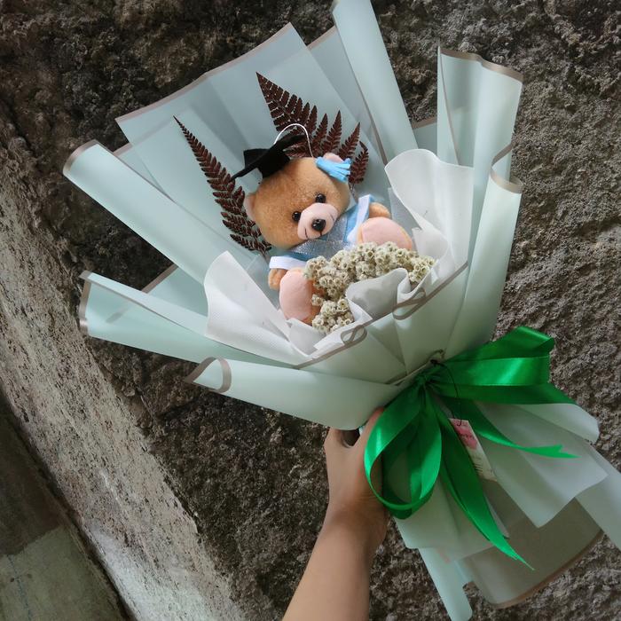 Jual bucket bunga+boneka wisuda - Hijau, putih - Jakarta Selatan ...