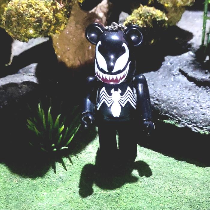 Jual Marvel bearbrick - venom - key chain - Kota Batam - HSA toy's ...