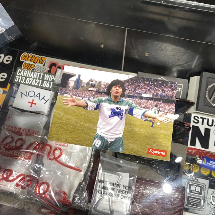 MARADONA SUPREME ticker