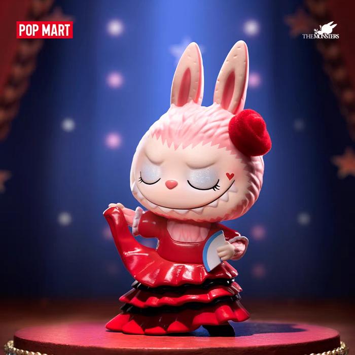 Jual POPMART LABUBU makes its debut with cute hanging card Figure - Kota Batam - Brothersshop89 ...