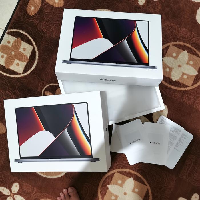 Jual Dus Box MacBook Pro 16" M1 Pro 2021, Mulus Like New - Kota Depok ...
