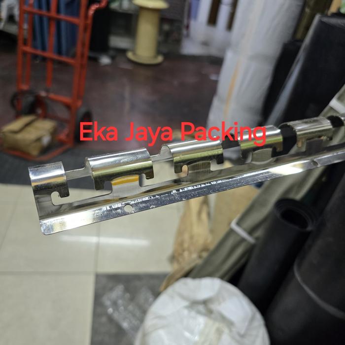 Jual Hanger Bracket SS Gantungan Stainless Steel Tirai Plastik PVC ...