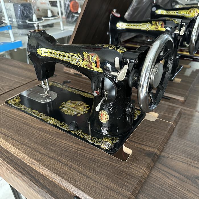 Jual Mesin Jahit Klasik Singer 15 Class set Meja dan Kaki Goyang ...