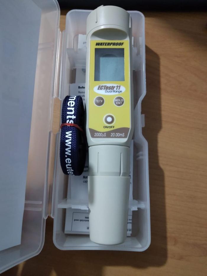 Jual Ectestr 11 Eutech Large Screen Waterproof Conductivity Tester ...