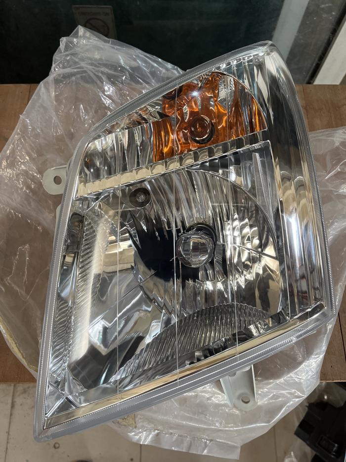 Jual Isuzu D-max 2007 Headlamp LH (Kiri) 8-98080000 NO BOX - Kota ...