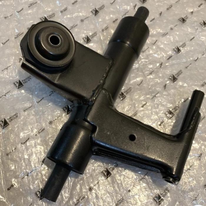 Jual SWING ARM, ENGINE HANGER VESPA LX, VESPA LXV, VESPA S 125 150 ...