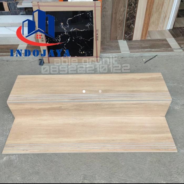 Jual granit keramik tangga motif kayu 30×90 30×100 list plint ukuran ...