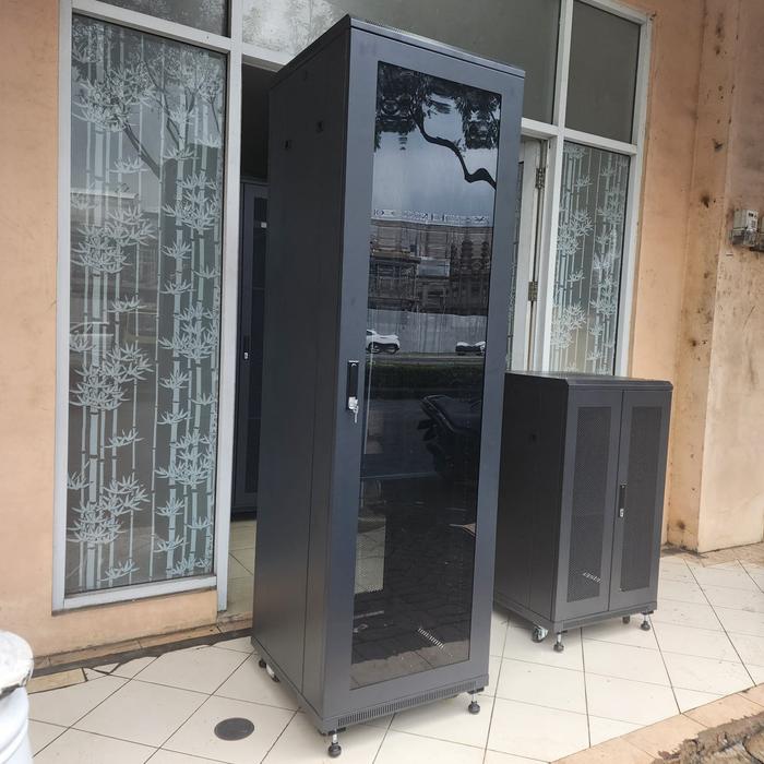 Jual rack server 42U / closed rack 42U depth 600mm 900mm dan 1200mm ...