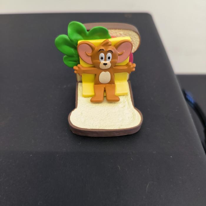 Jual Gashapon tom and jerry jerry sandwich yummy food - Jakarta Utara ...