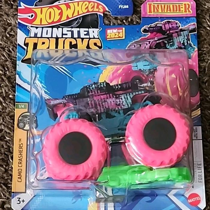 Jual Monster Trucks Invader 2024 Camo Crashers Hot wheels truck - Kota ...
