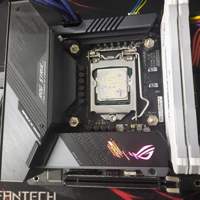 Jual ASUS ROG Strix Z490-I Gaming motherboard - Jakarta Pusat ...