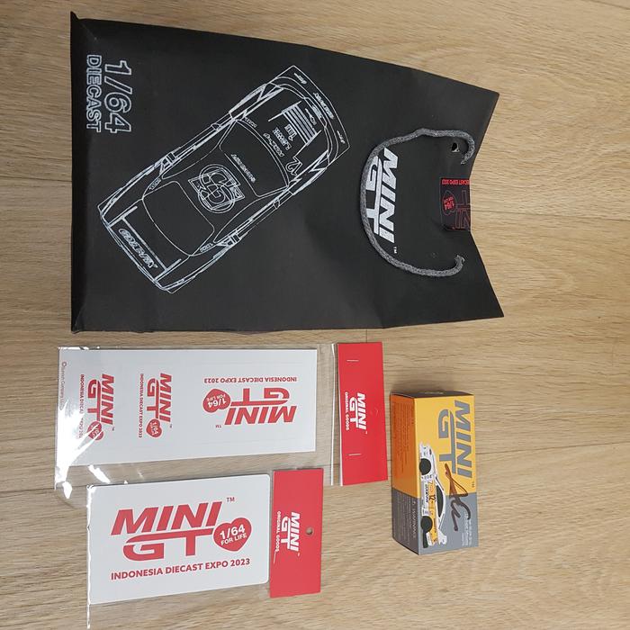 Jual MINI GT MINIGT 64 1/64 S15 LBWK GARASI DRIFT LIMITED IDE 2023 no ...