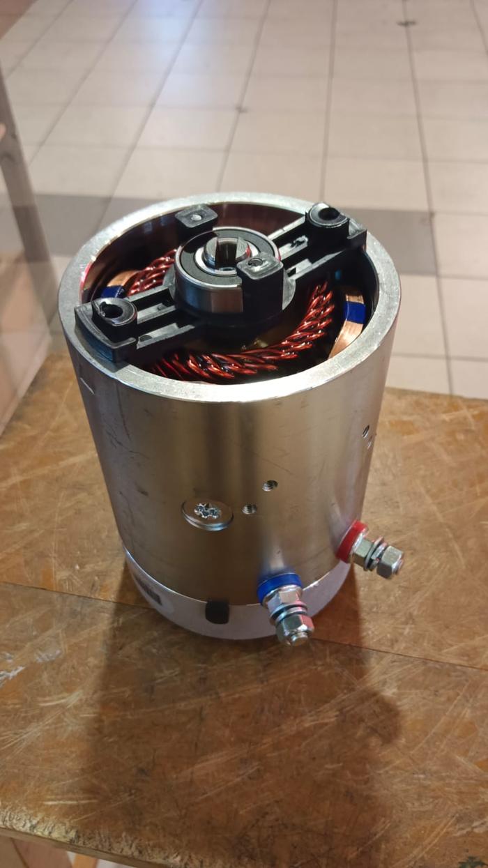 Jual Motor dc 24 power pack / dinamo motor dc 24 as spi - Jakarta Barat ...