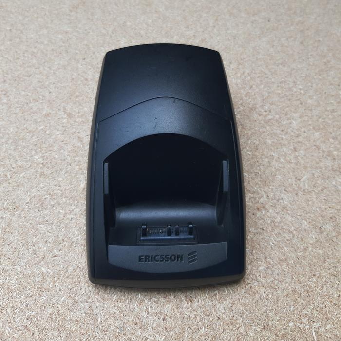 Jual ericsson R310 jadul docking rare item - Jakarta Barat - ICR Home ...